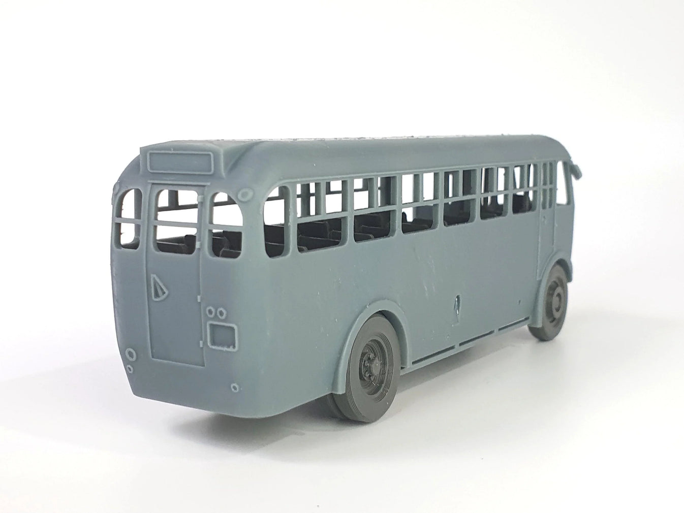 Coventry Daimler CVD6 bus scale model kit - OO (1:76) – Three Peaks Models