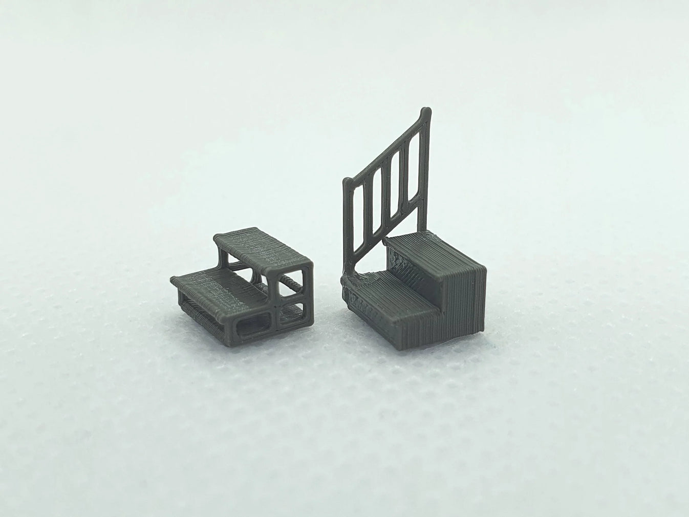 Caravan steps scale model (set of 2) - OO TT and N gauge - 2 styles ...